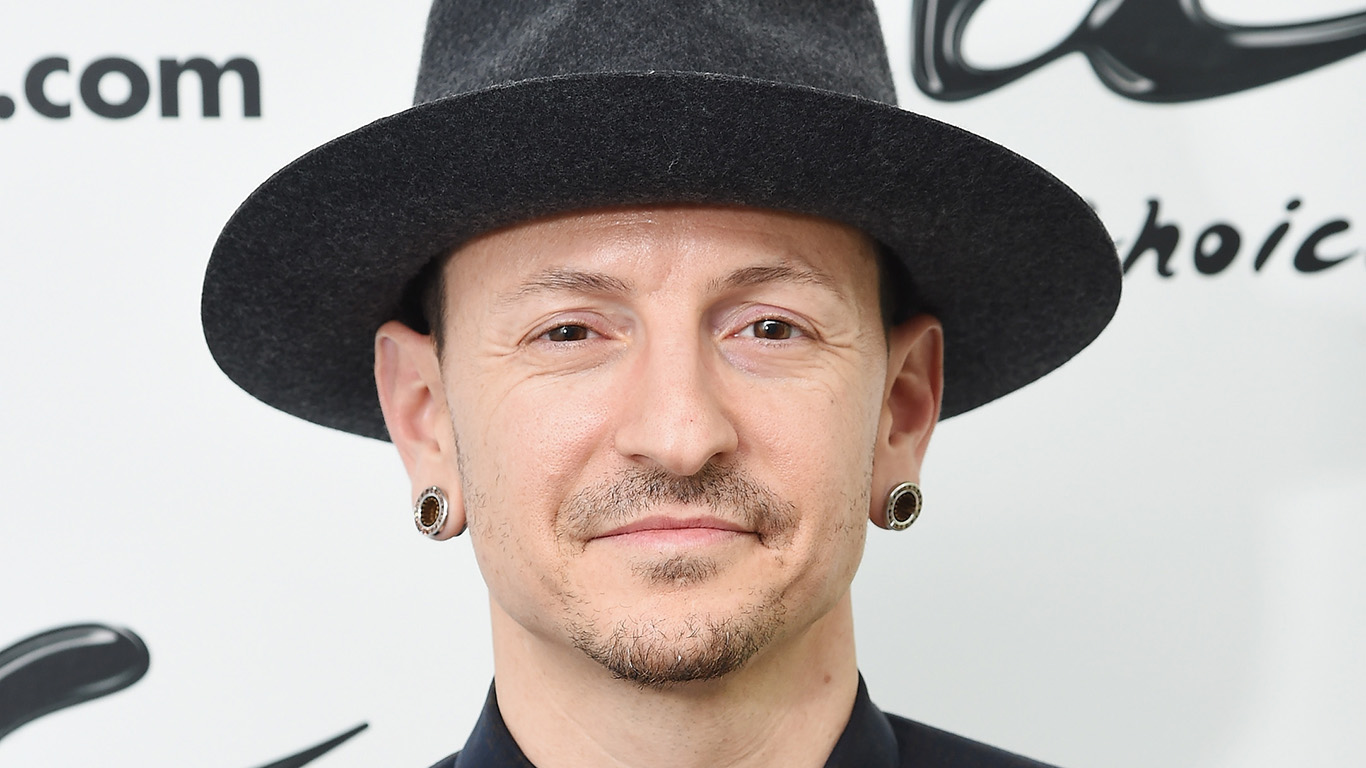 Musician Chester Bennington Of The Band Linkin Park - Chester ...