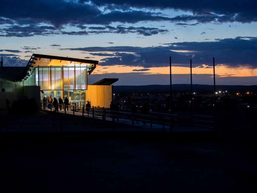 Off Train Excursion - Evening - 1024x768 Wallpaper - teahub.io