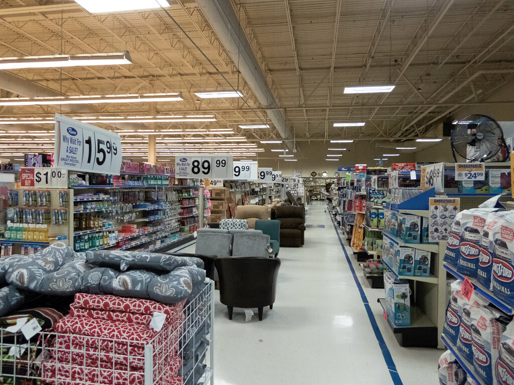 Roses Discount Store - 1024x768 Wallpaper - teahub.io