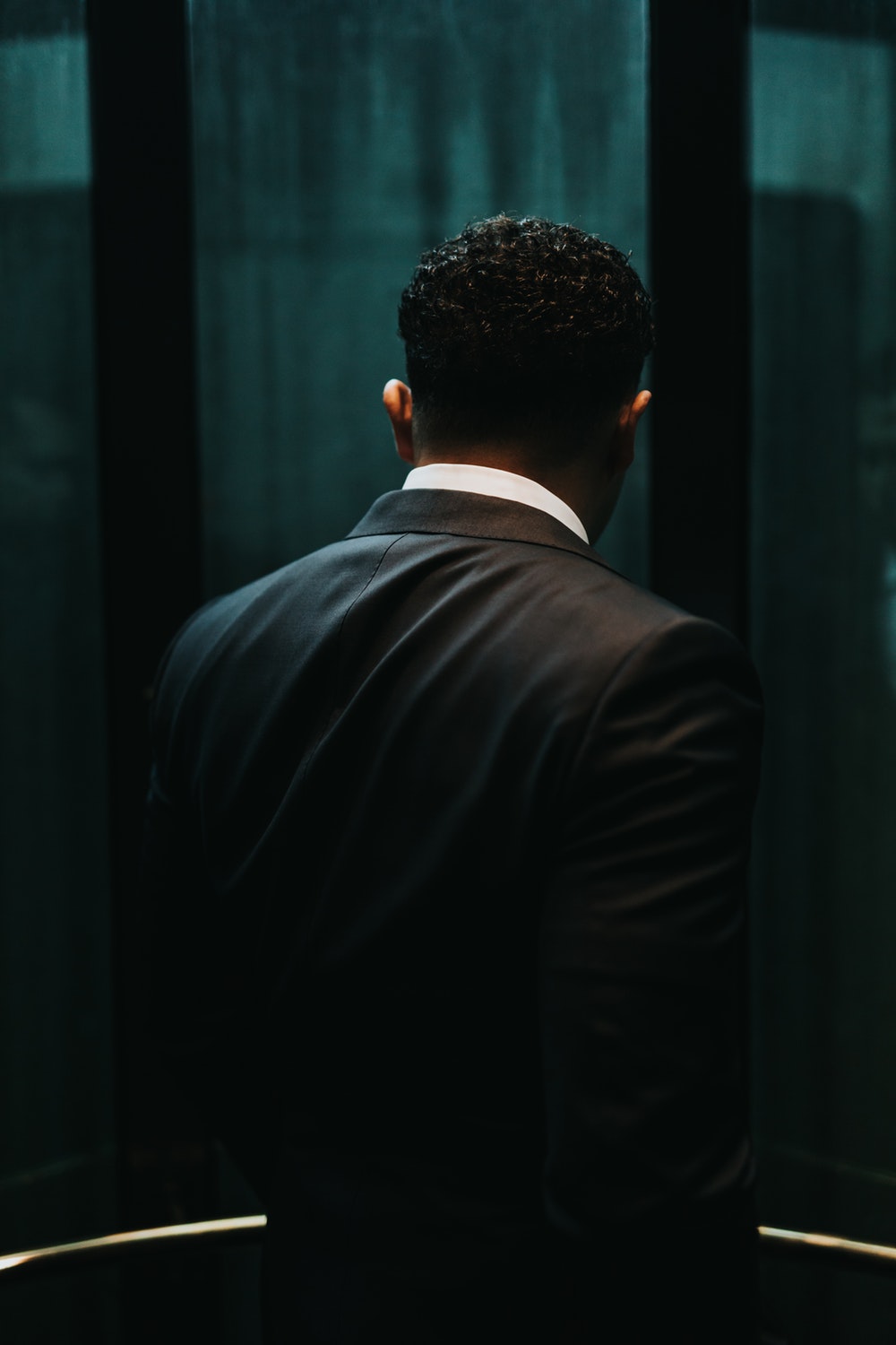 Man In Black Suit With No Face - 1000x1500 Wallpaper - teahub.io