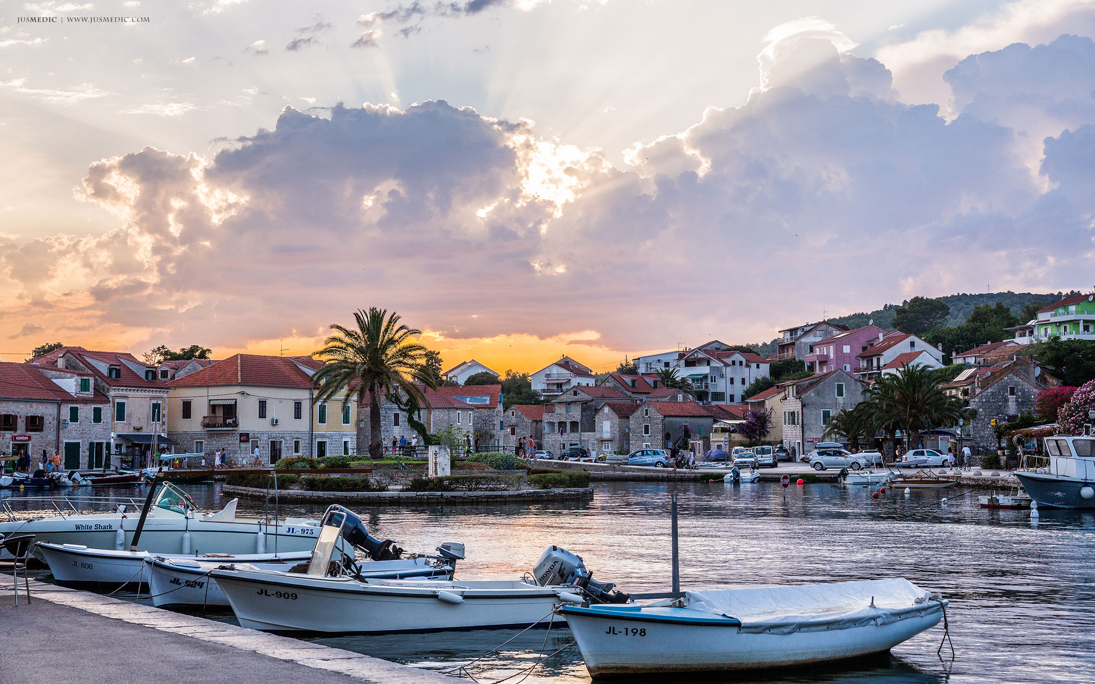 Hvar - 2200x1375 Wallpaper - teahub.io